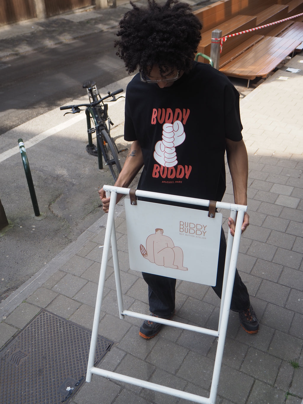 Black T-Shirt – BUDDY BUDDY (US)